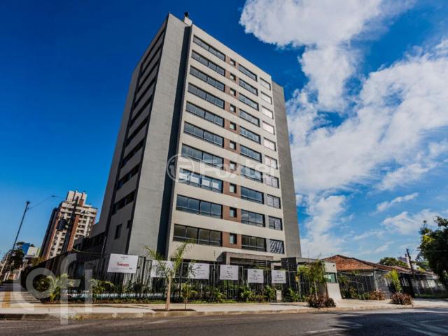 Apartamento com 2 dormitórios em Porto Alegre