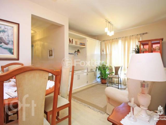 Apartamento com 2 dormitórios em Porto Alegre