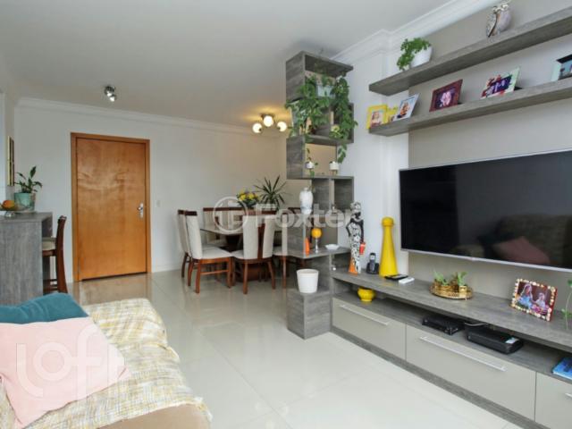 Apartamento com 2 dormitórios em Porto Alegre