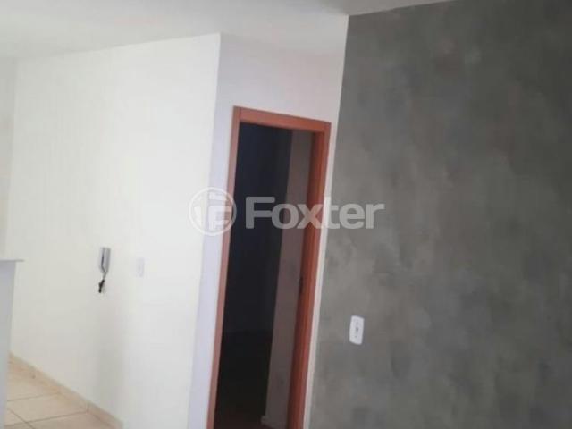 Apartamento com 2 dormitórios em Porto Alegre