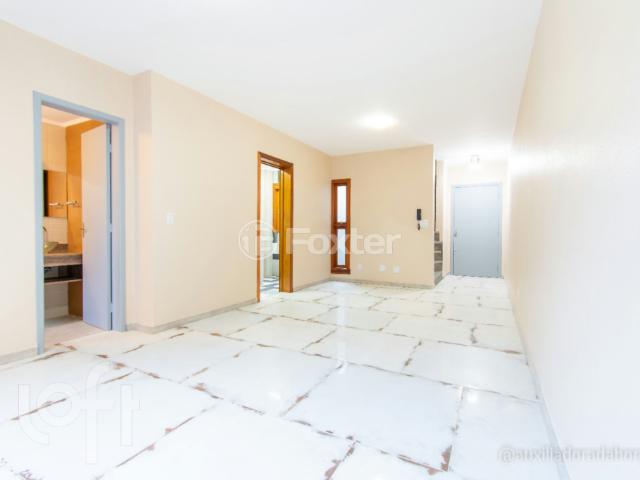 Apartamento com 2 dormitórios em Porto Alegre