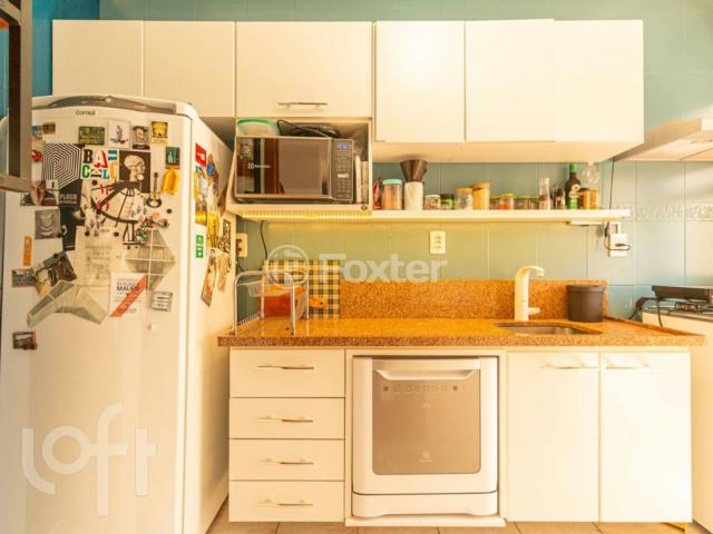 Apartamento com 2 dormitórios em Porto Alegre