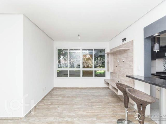 Apartamento com 2 dormitórios em Porto Alegre