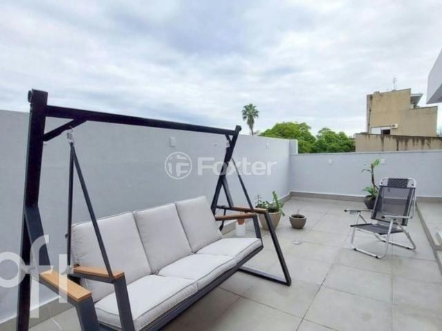 Apartamento com 2 dormitórios em Porto Alegre