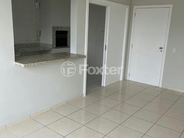 Apartamento com 2 dormitórios em Porto Alegre