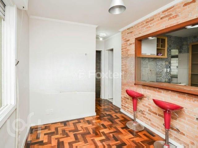 Apartamento com 2 dormitórios em Porto Alegre