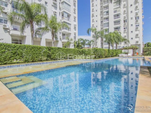Apartamento com 2 dormitórios em Porto Alegre