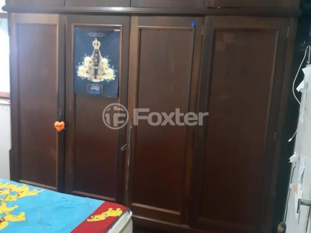 Apartamento com 2 dormitórios em Porto Alegre