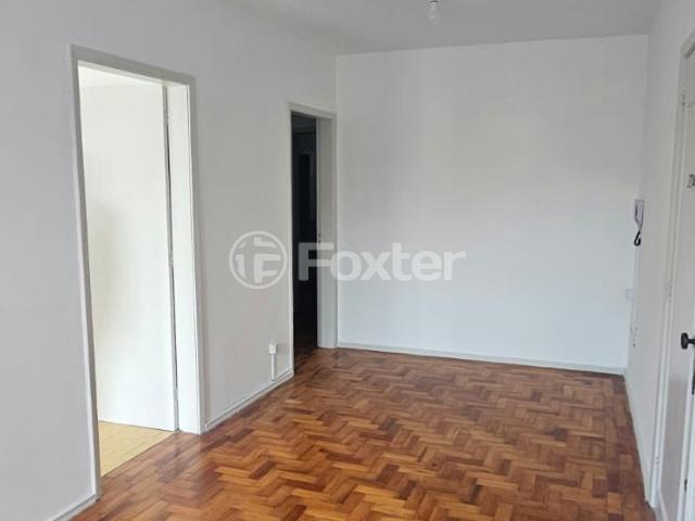 Apartamento com 2 dormitórios em Porto Alegre