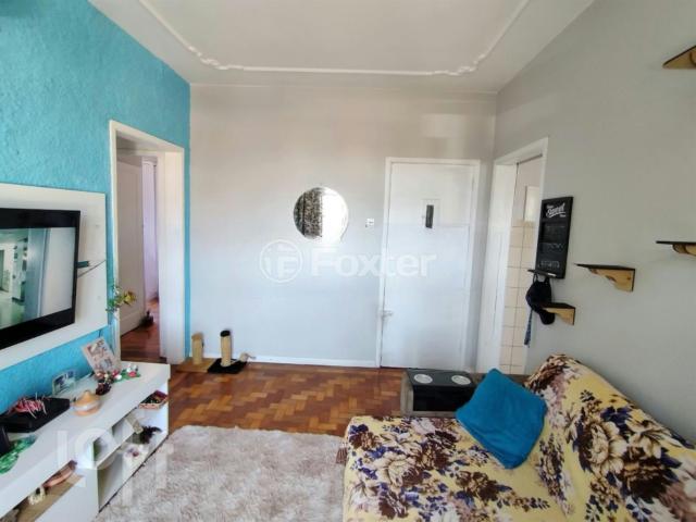 Apartamento com 2 dormitórios em Porto Alegre