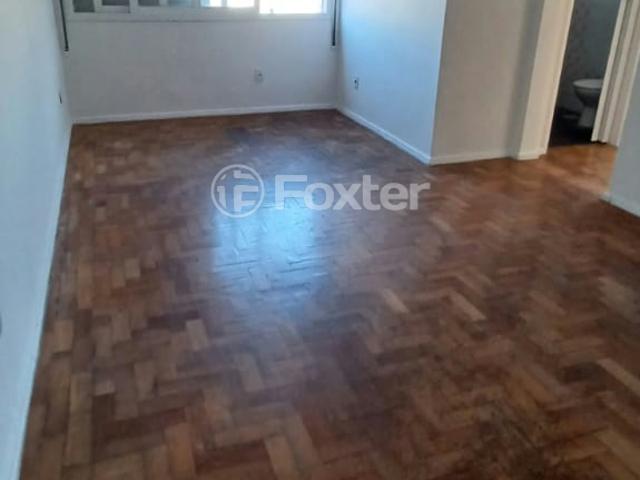 Apartamento com 2 dormitórios em Porto Alegre