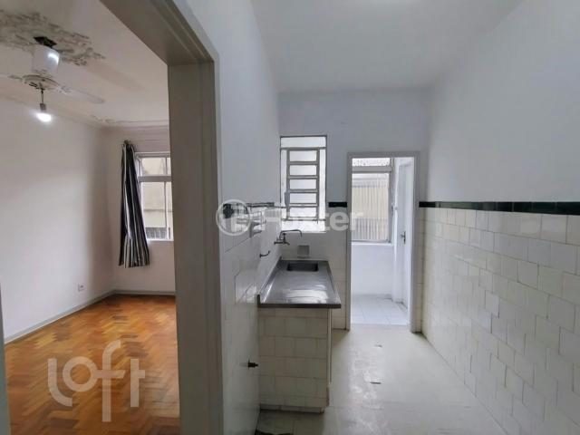 Apartamento com 2 dormitórios em Porto Alegre