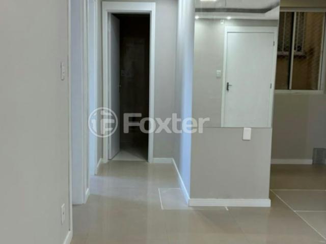 Apartamento com 2 dormitórios em Porto Alegre