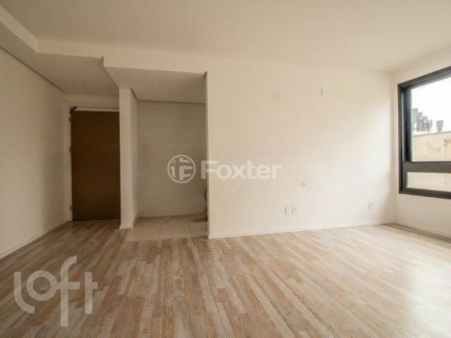 Apartamento com 2 dormitórios em Porto Alegre