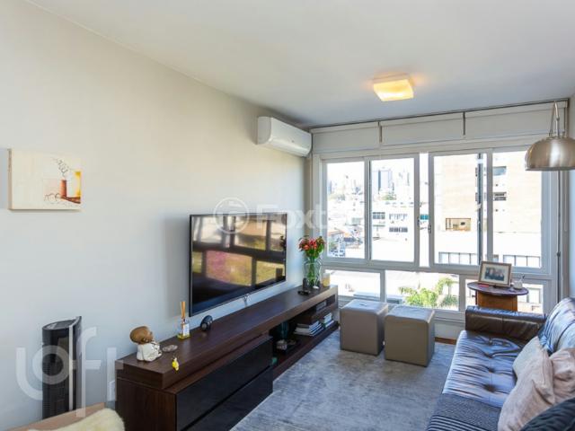 Apartamento com 2 dormitórios em Porto Alegre