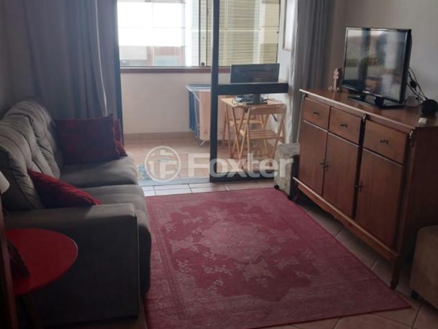 Apartamento com 2 dormitórios em Porto Alegre