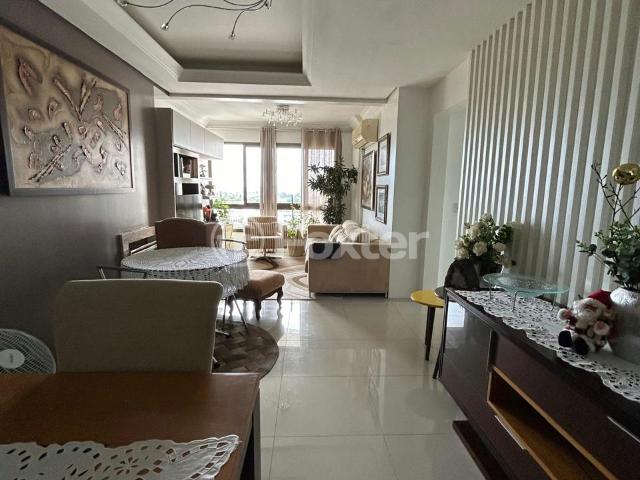 Apartamento com 2 dormitórios em Porto Alegre