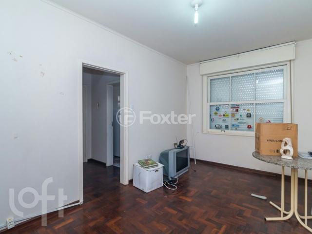 Apartamento com 2 dormitórios em Porto Alegre