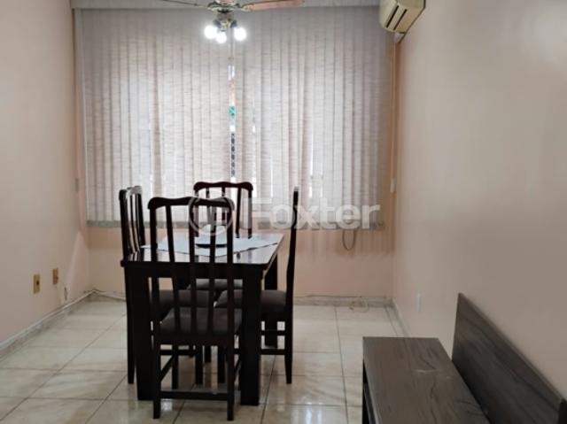 Apartamento com 2 dormitórios em Porto Alegre