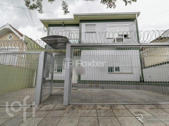 Apartamento com 2 dormitórios em Porto Alegre