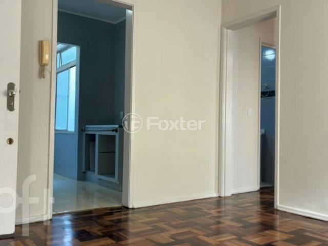 Apartamento com 2 dormitórios em Porto Alegre