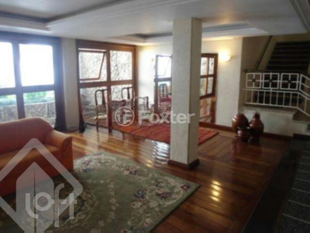 Apartamento com 2 dormitórios em Porto Alegre