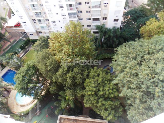 Apartamento com 2 dormitórios em Porto Alegre