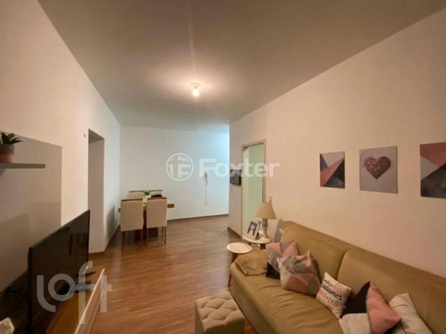 Apartamento com 2 dormitórios em Porto Alegre