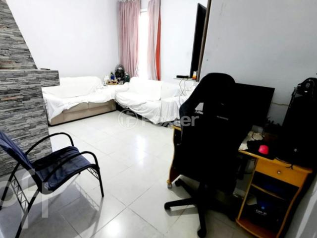 Apartamento com 2 dormitórios em Porto Alegre
