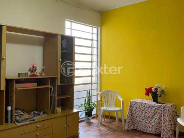 Apartamento com 2 dormitórios em Porto Alegre