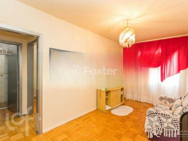 Apartamento com 2 dormitórios em Porto Alegre