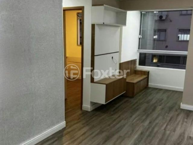Apartamento com 2 dormitórios em Porto Alegre