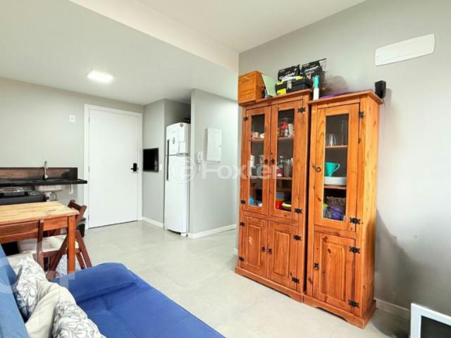 Apartamento com 2 dormitórios em Porto Alegre