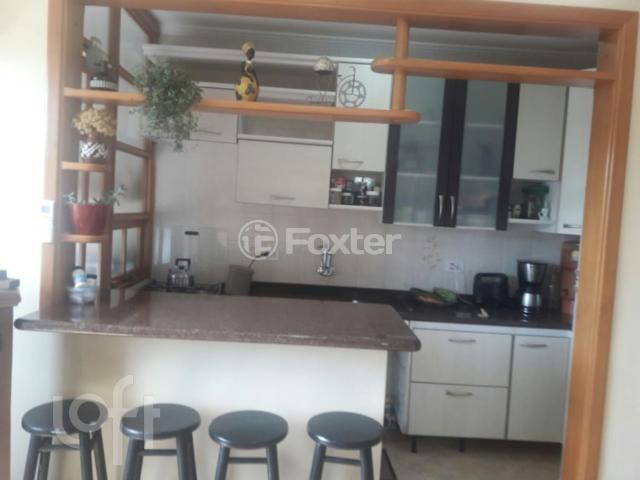 Apartamento com 2 dormitórios em Porto Alegre