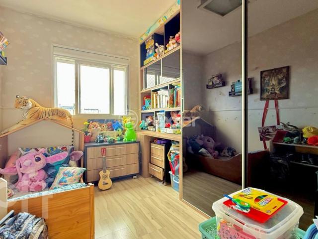 Apartamento com 2 dormitórios em Porto Alegre