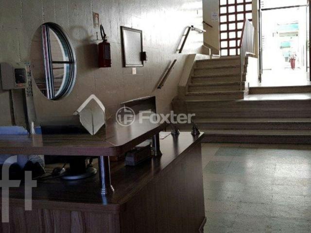 Apartamento com 2 dormitórios em Porto Alegre