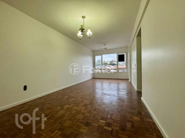 Apartamento com 2 dormitórios em Porto Alegre