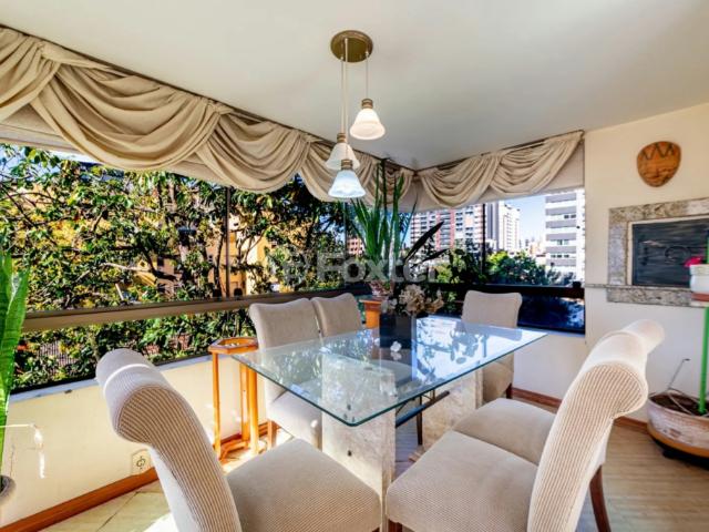 Apartamento com 2 dormitórios em Porto Alegre