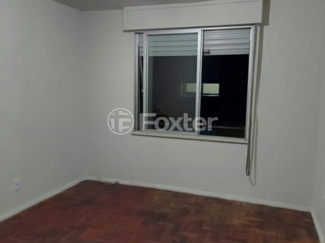 Apartamento com 2 dormitórios em Porto Alegre