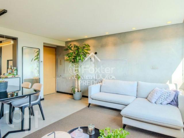 Apartamento com 2 dormitórios em Porto Alegre