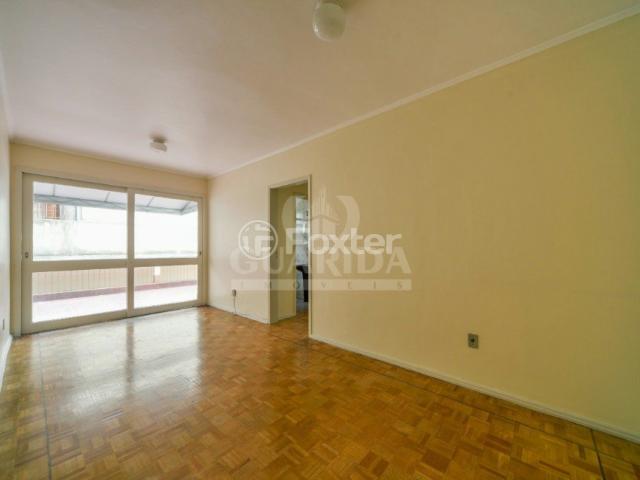 Apartamento com 2 dormitórios em Porto Alegre