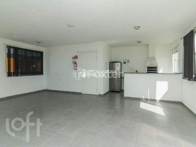 Apartamento com 2 dormitórios em Porto Alegre