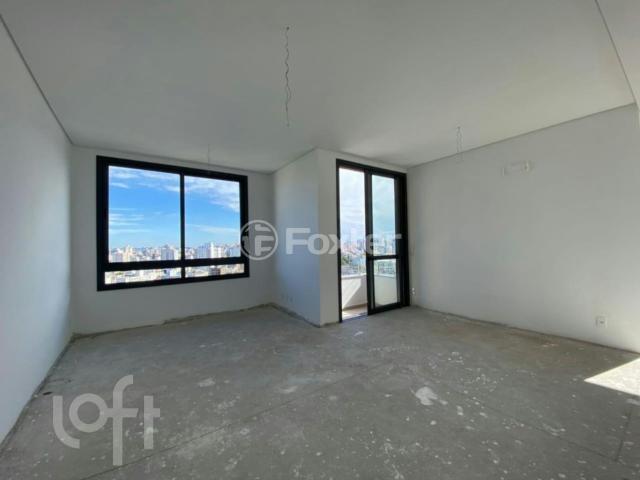 Apartamento com 2 dormitórios em Porto Alegre