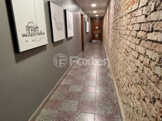 Apartamento com 2 dormitórios em Porto Alegre