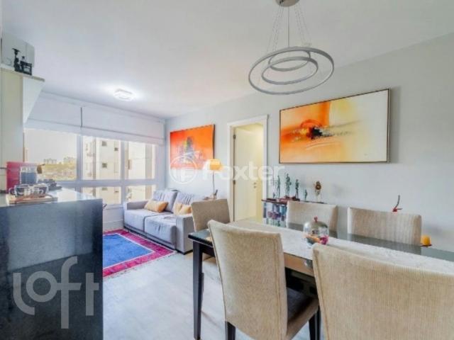 Apartamento com 2 dormitórios em Porto Alegre