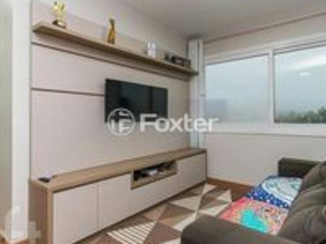 Apartamento com 2 dormitórios em Porto Alegre