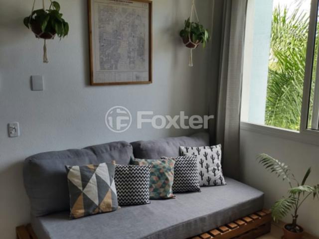 Apartamento com 2 dormitórios em Porto Alegre