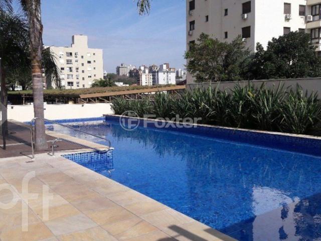 Apartamento com 2 dormitórios em Porto Alegre