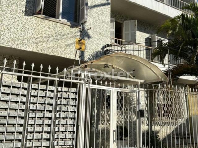 Apartamento com 2 dormitórios em Porto Alegre