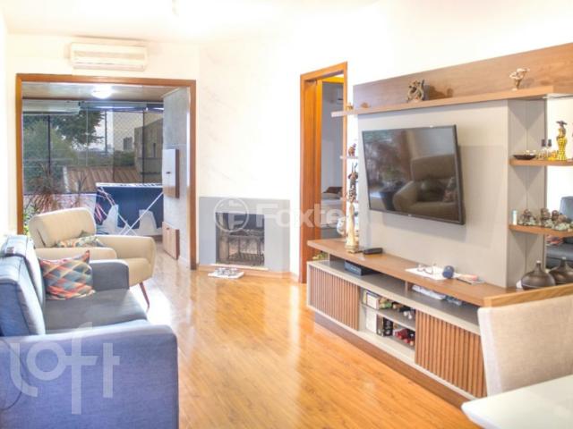 Apartamento com 2 dormitórios em Porto Alegre